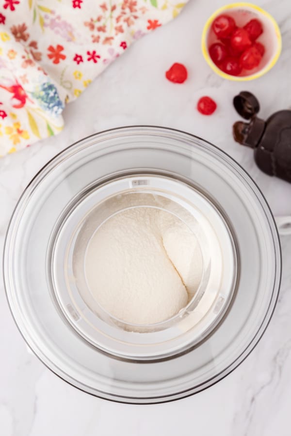 Easy Homemade Vanilla Ice Cream Recipe with a Machine